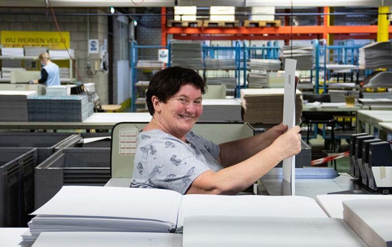 Sample books and sample cards - Entiris